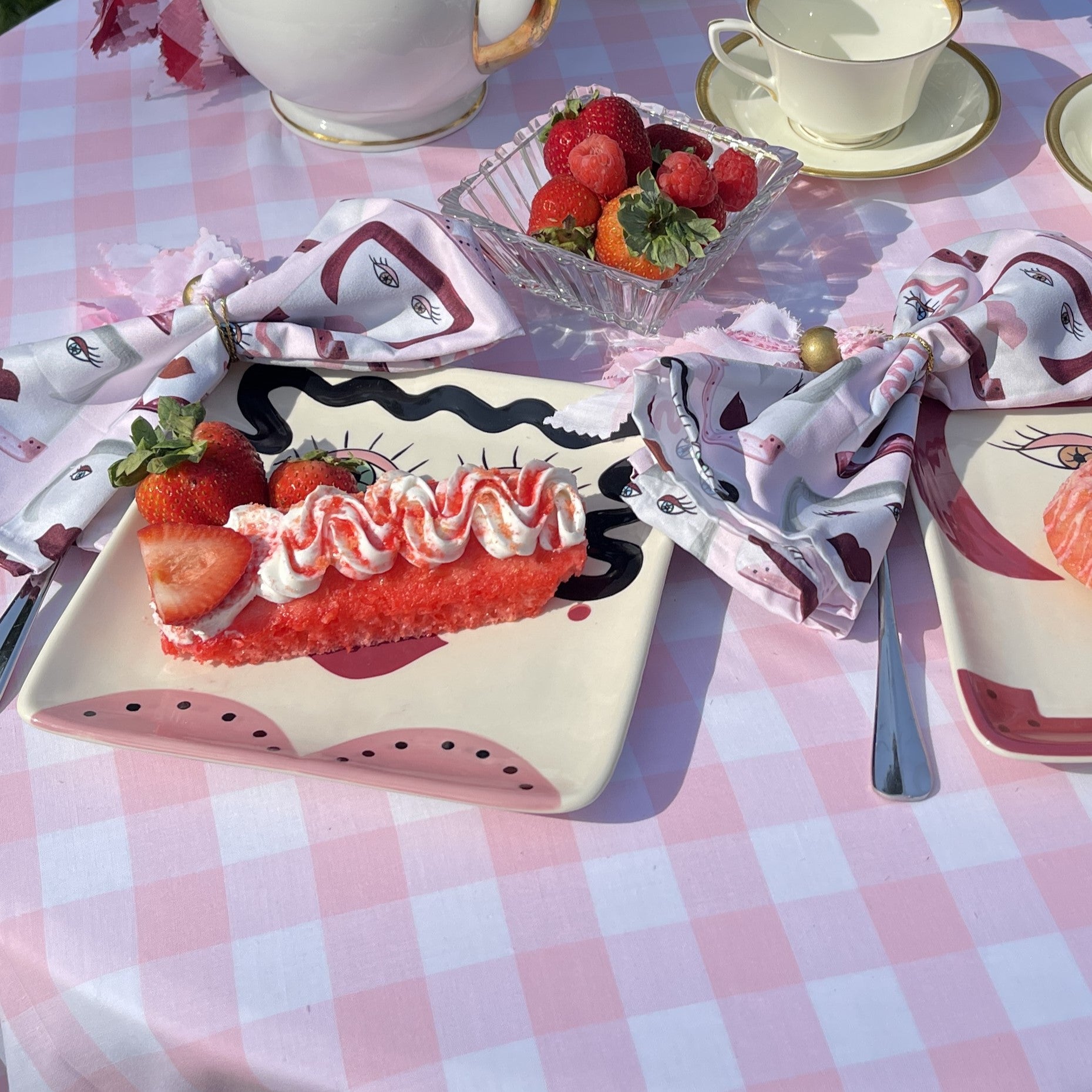 Personality Plates™ by AmyWynne Designs – Personality Plates